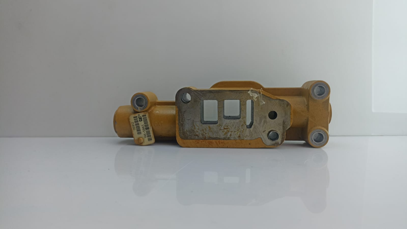 VALVE BASE 196-5865-GCAT - GESTOR DE PARTES