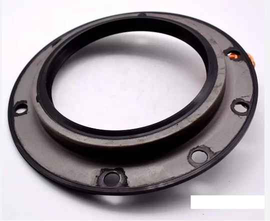 CRANKSHAFT REAR SEAL 6D31/6D34 BH1021E BH1021E-AAFT - GESTOR DE PARTES
